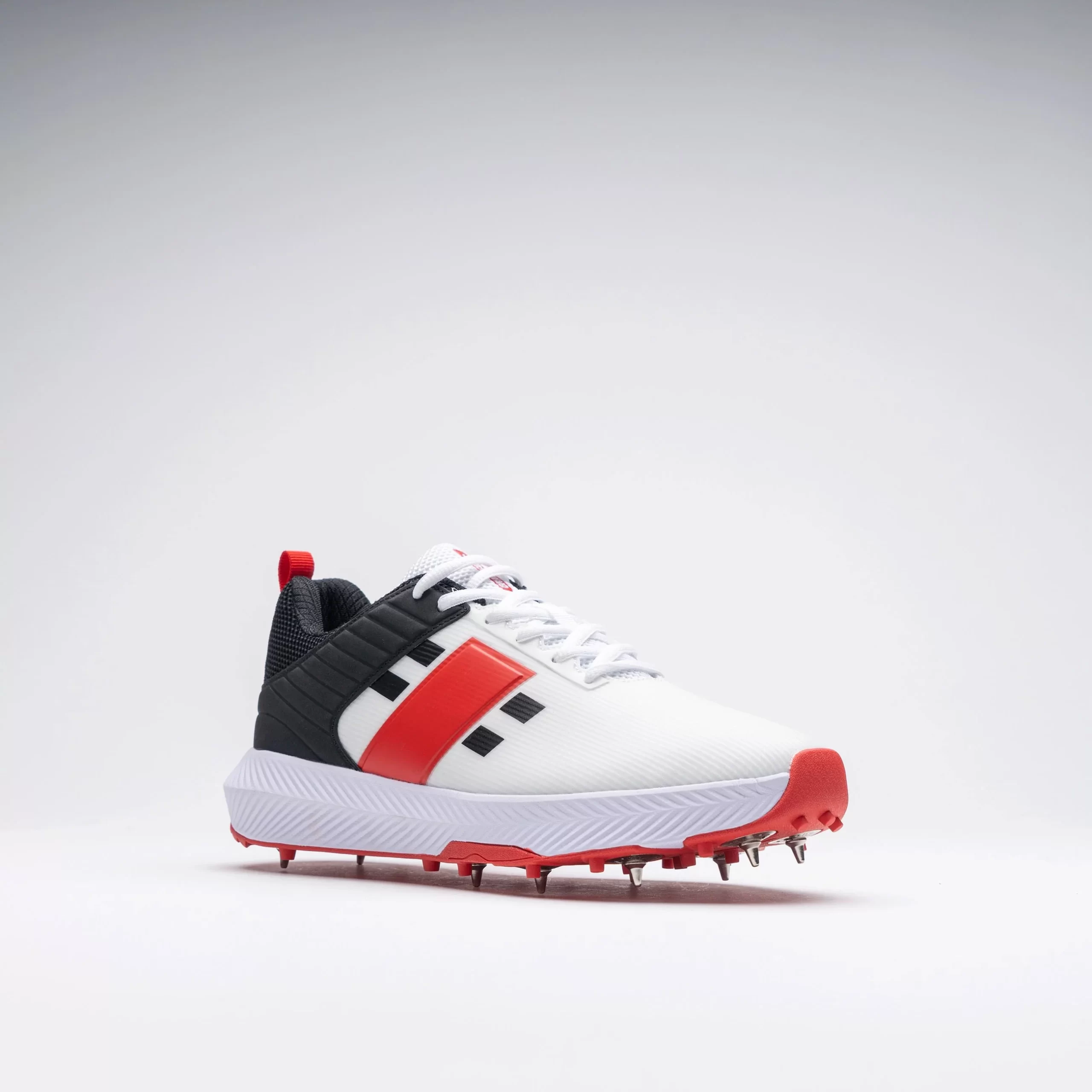 Gray Nicolls Players 3.0 Spike Cricket Shoe - On-site Cricket Bat ...